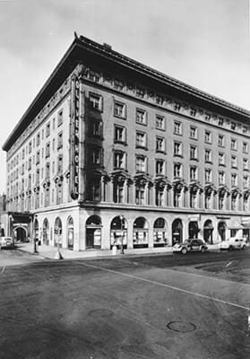 The History Museum » Oliver Building Projects